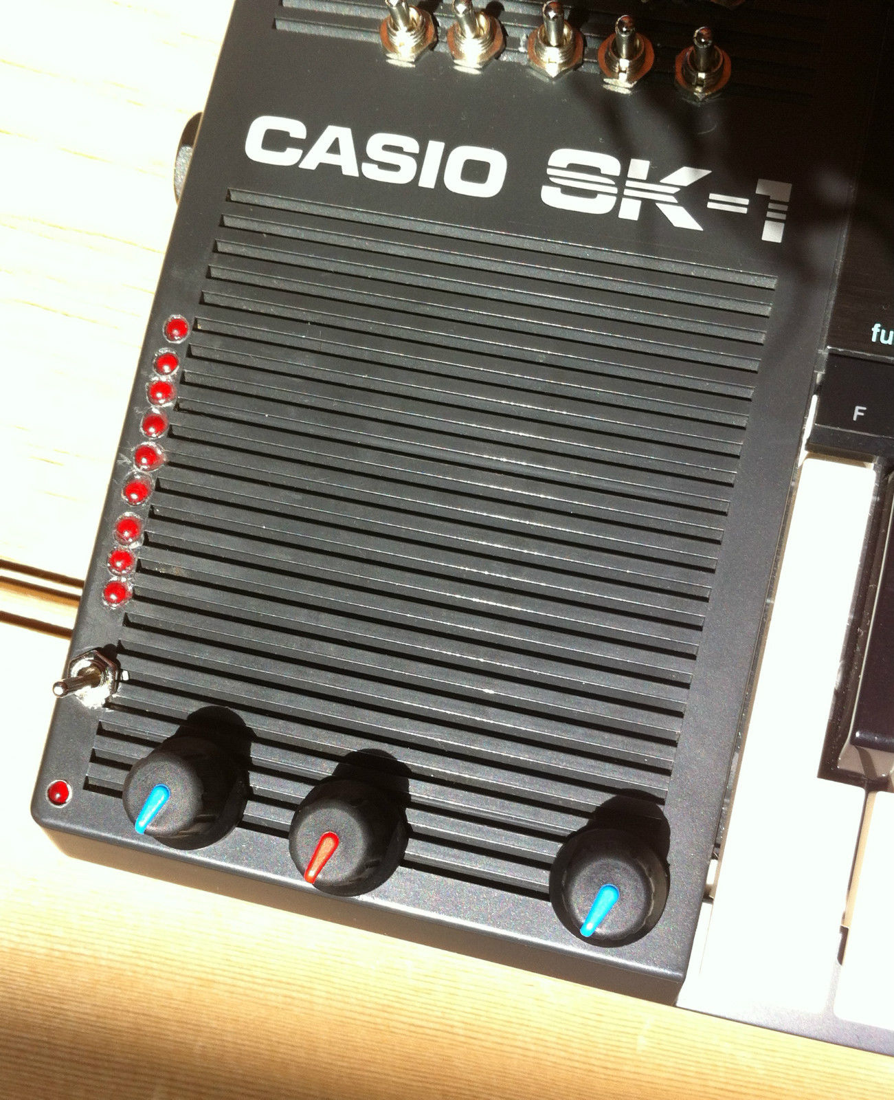 MATRIXSYNTH: Circuit Bent Casio SK-1 Demo