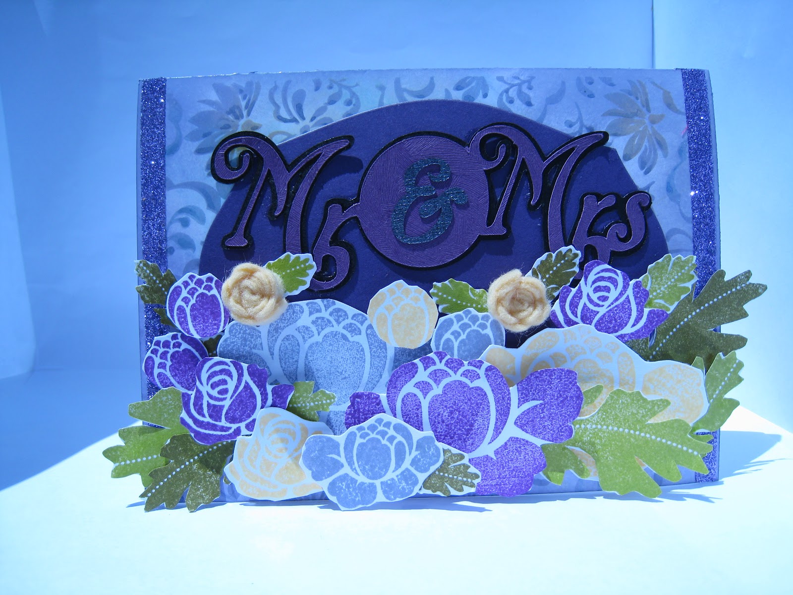 A Crafty Person Make It Monday 66 Felt Flowers From Border Dies A Crafty Person Make It Monday 66 Felt Flowers From Border Dies