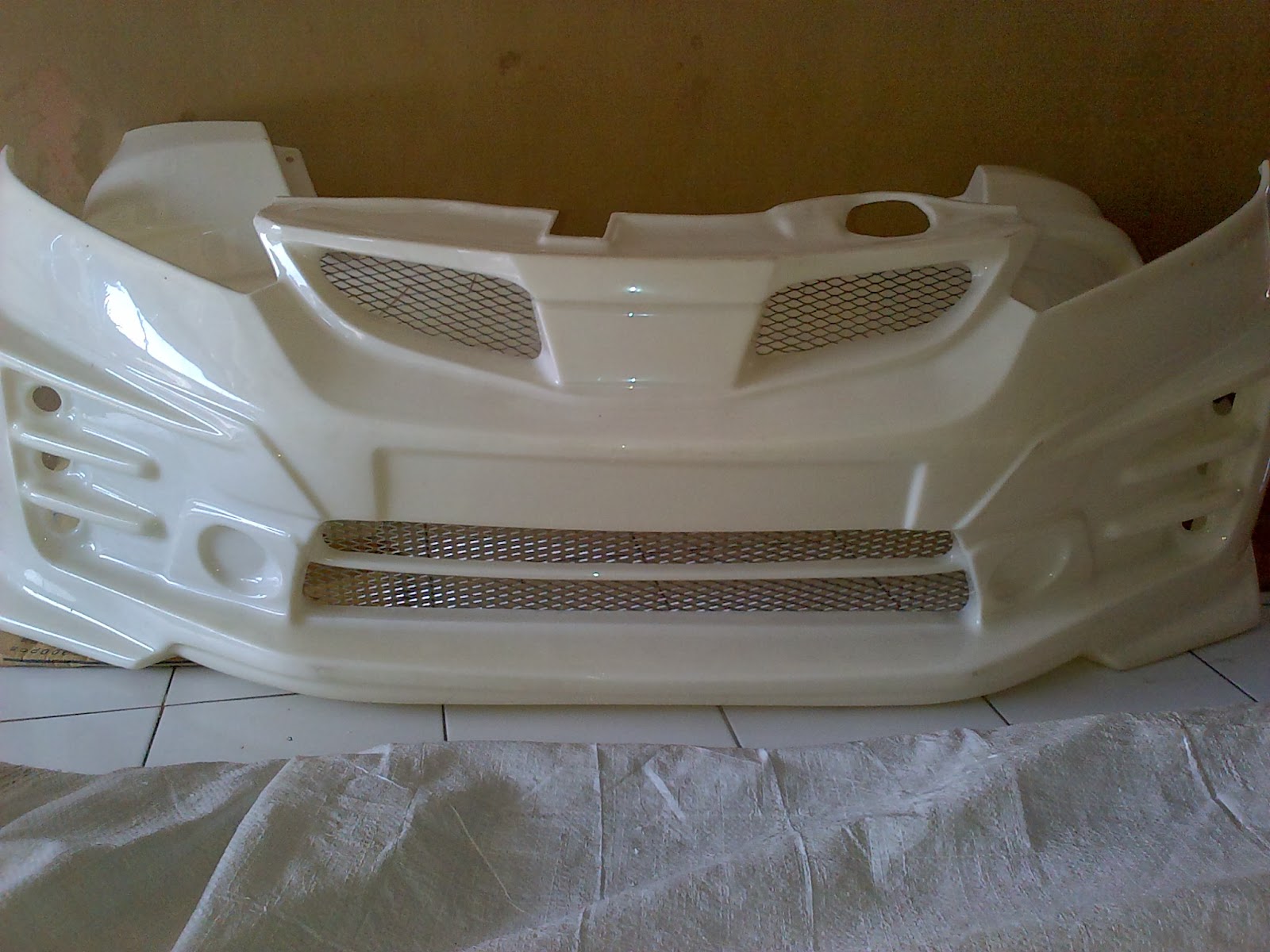 Koleksi Body Kit Mobil Bahan Plastik | Modifikasi Mobil