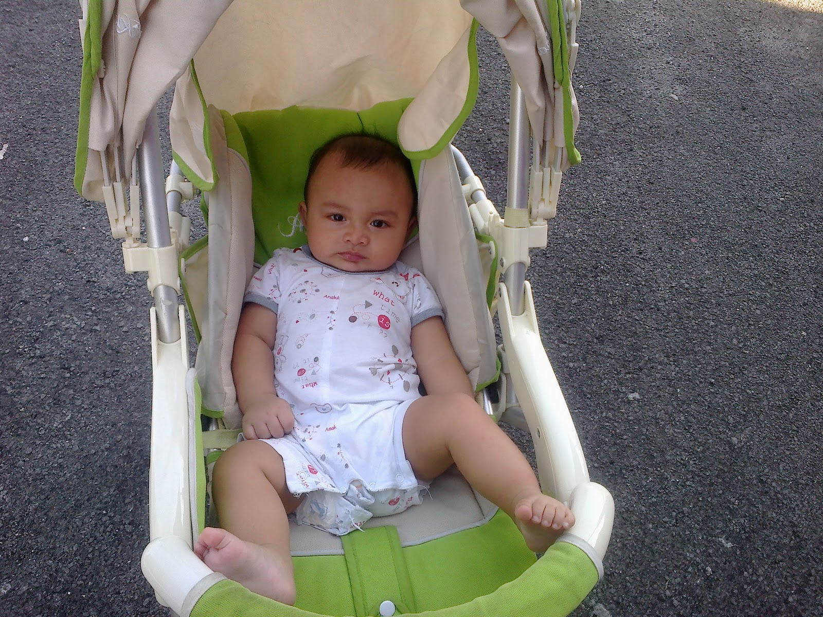 My baby stroller | AziAzidah