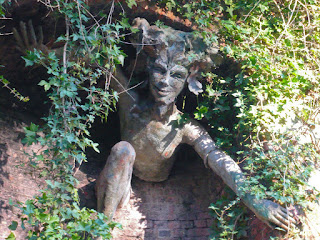 London Fortean Society: Fortean London: Camlet Moat and the Crouch End ...