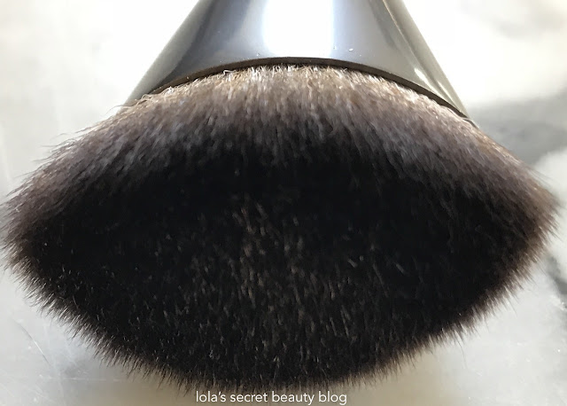 Lolas Secret Beauty Blog Ecotools Wonder Cover Complexion Brush Review