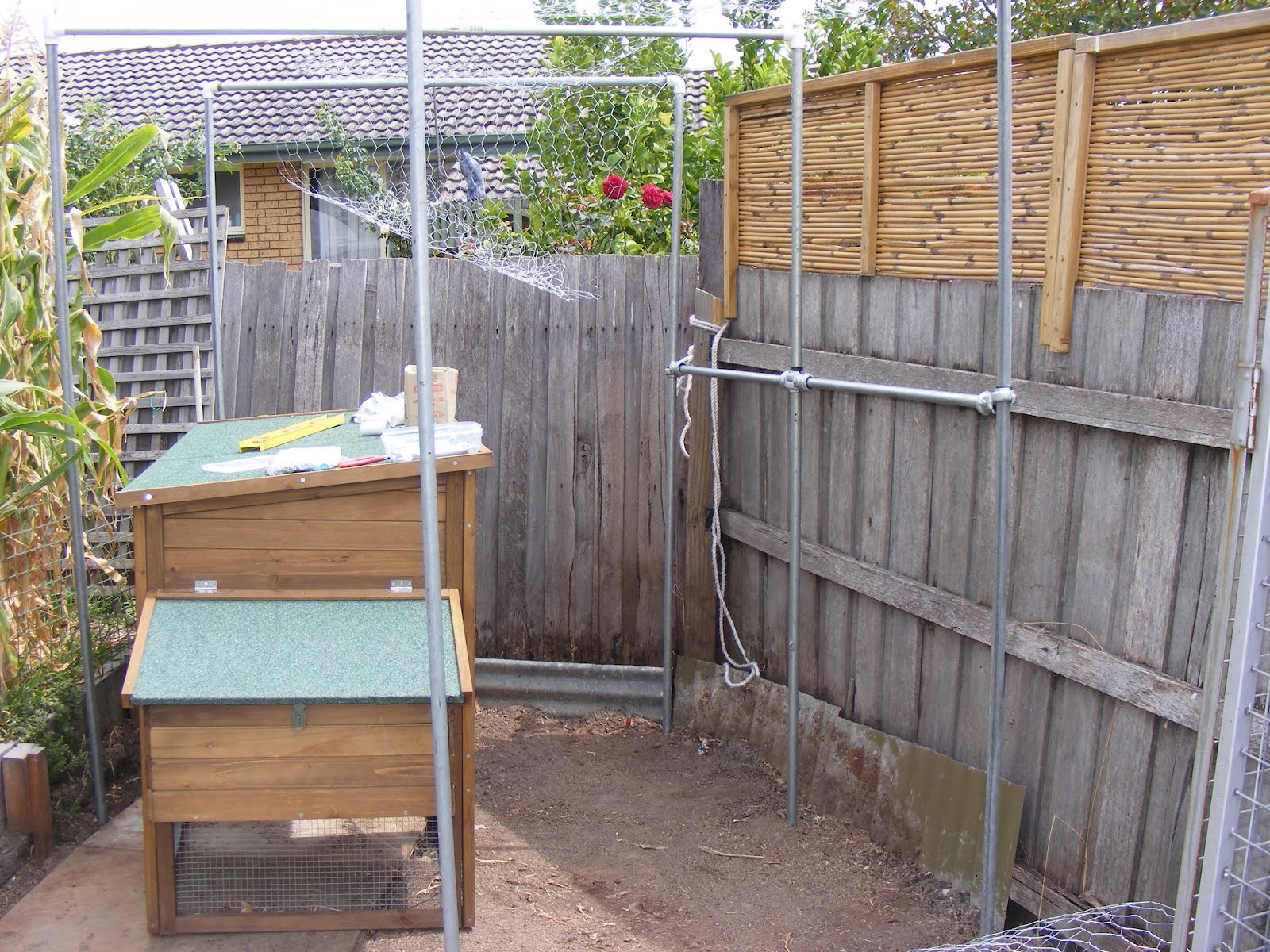 Backyard Self-Sufficiency: 13. All Things Chooky (or How to Build a ...