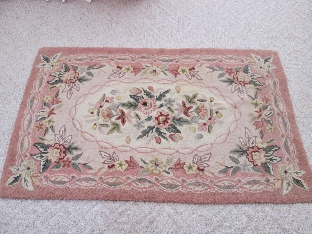 A Sentimental Life: Vintage Pink Rug