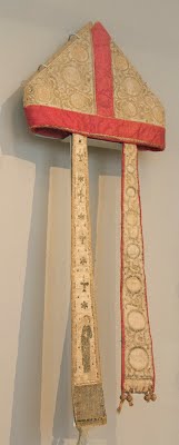 New Liturgical Movement: Medieval English Mitre