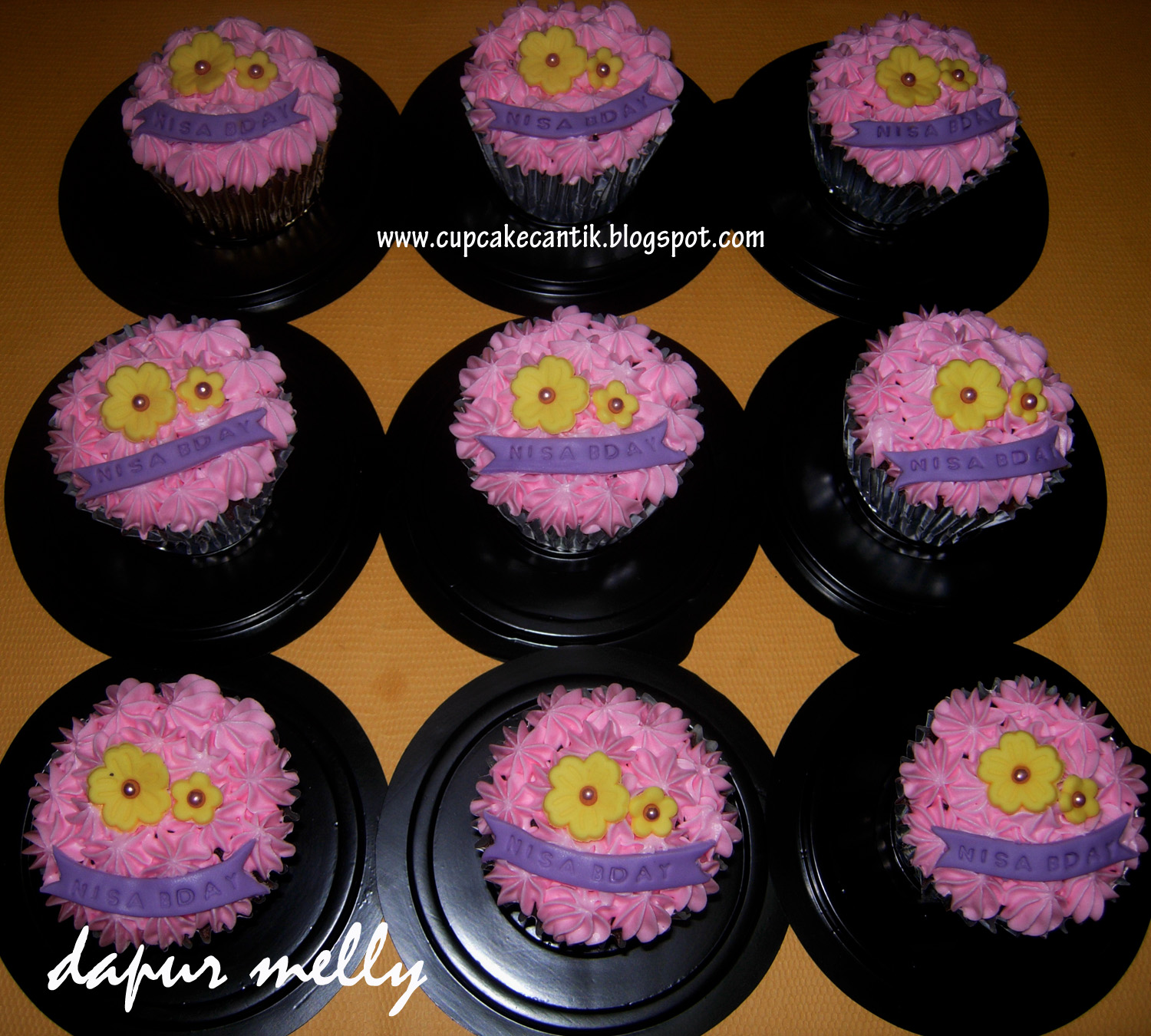 cake dan cupcake cantik: aneka cupcake untuk goody bag