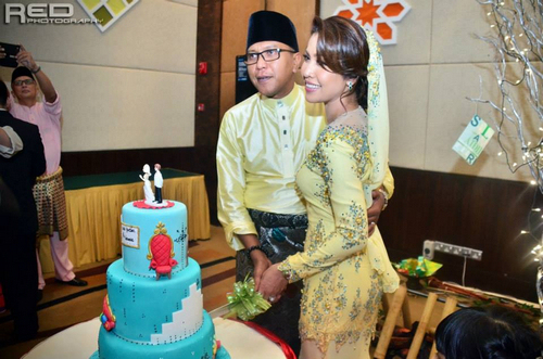 twenty2december™ : [TAHNIAH] Gambar majlis pernikahan Hattan dan Arianie.