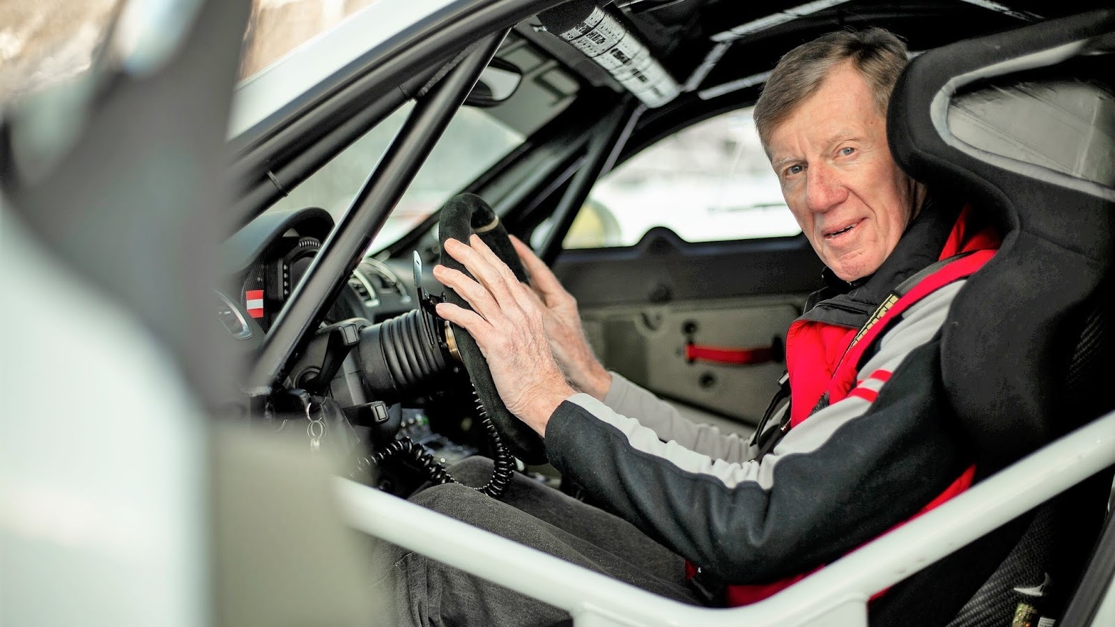 CarΗellas: Walter Röhrl: Ένας Ιδιόρρυθμος Ραλίστας (pics+vids)