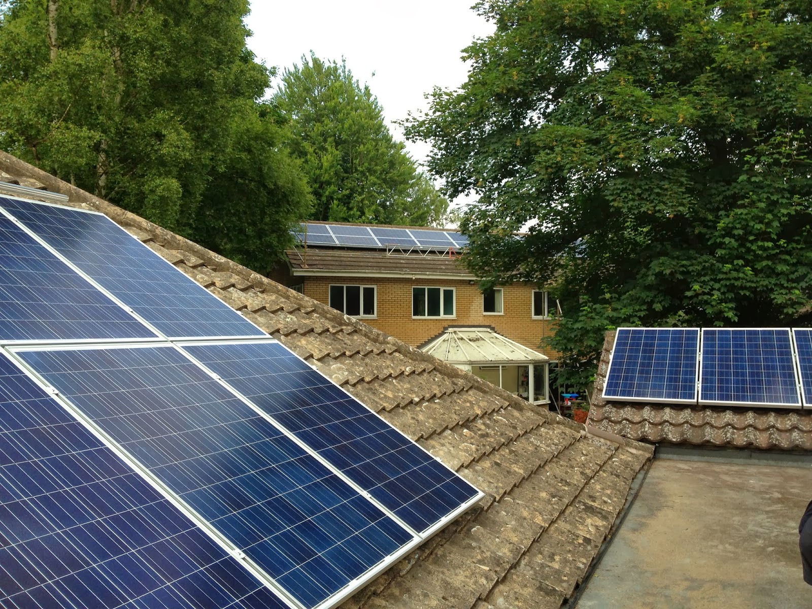 Jb Electrical and Solar Panels Mansfield Nottingham: 4kw Solar panel ...