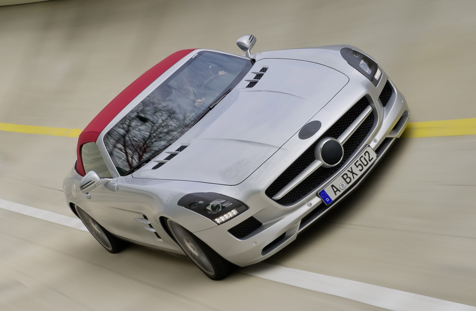New Mercedes-Benz SLS AMG Roadster