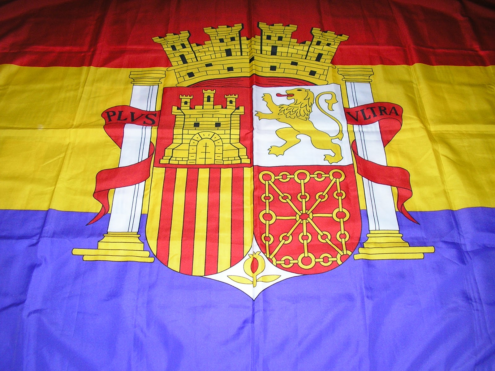 alzado del suelo: mi bandera republicana
