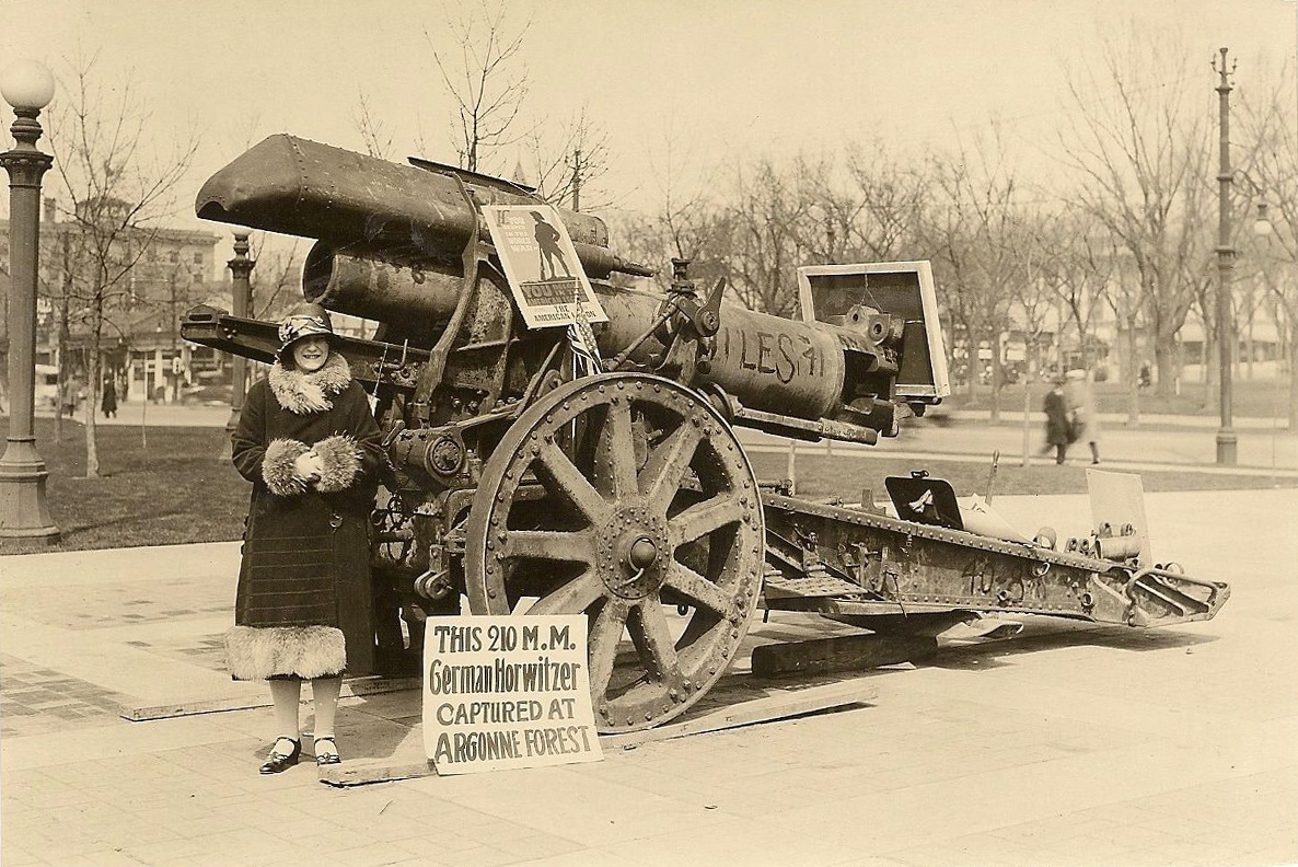 Colfax Avenue: 210mm German Howitzer in Civic Center Park