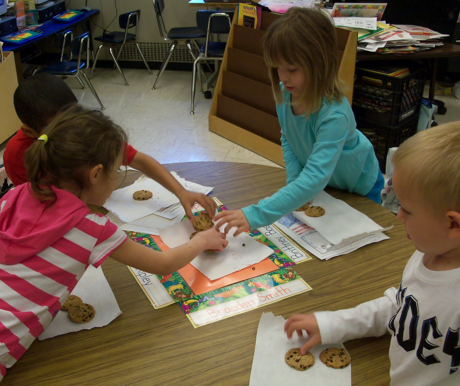 EnRiching Kinders: COOKIES TO SHARE