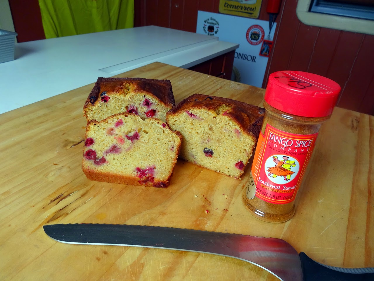 Tango Spice Test Kitchen: Tango's Southwest Sunset Cranberry Bread