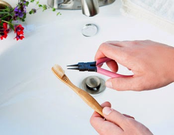 How to Recycle: Recycled Old Toothbrushes