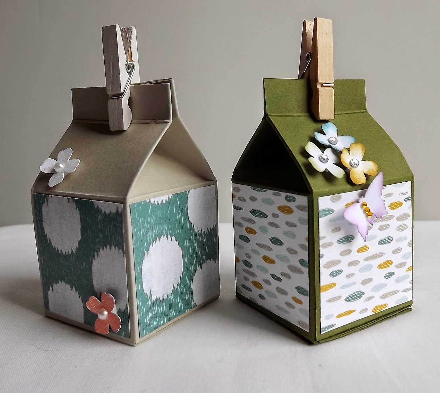 MaudiePapercraft: Mini milk carton box tutorial