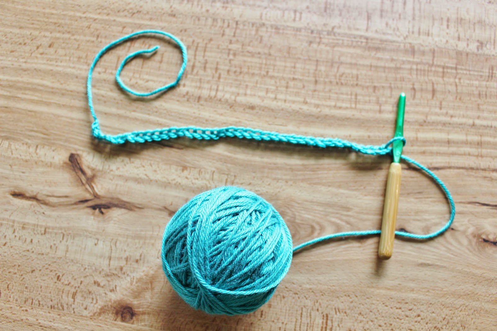 Lively Crochet - Rhythmic Youth: Chevron Tutorial