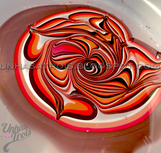 Unhas a Trois: Water Marble Madness (31 Day Challenge: Day 20)