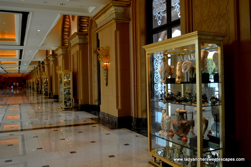 A Visit to Abu Dhabi's 7-Star Hotel: The Emirates Palace | Lady & her ...