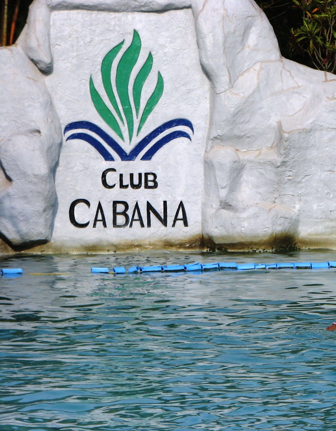 Life, Expeditions and More: Club Cabana
