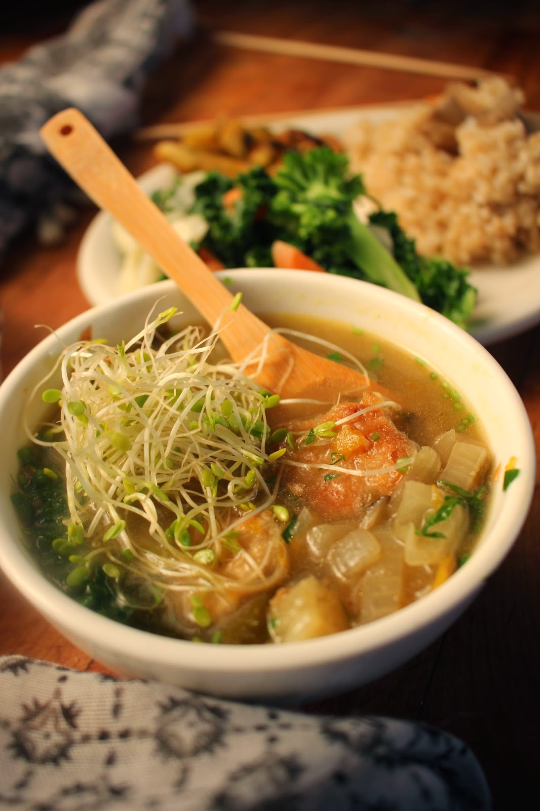 Macrofood Everyday: Mochi and Miso Soup with fresh Sprouts