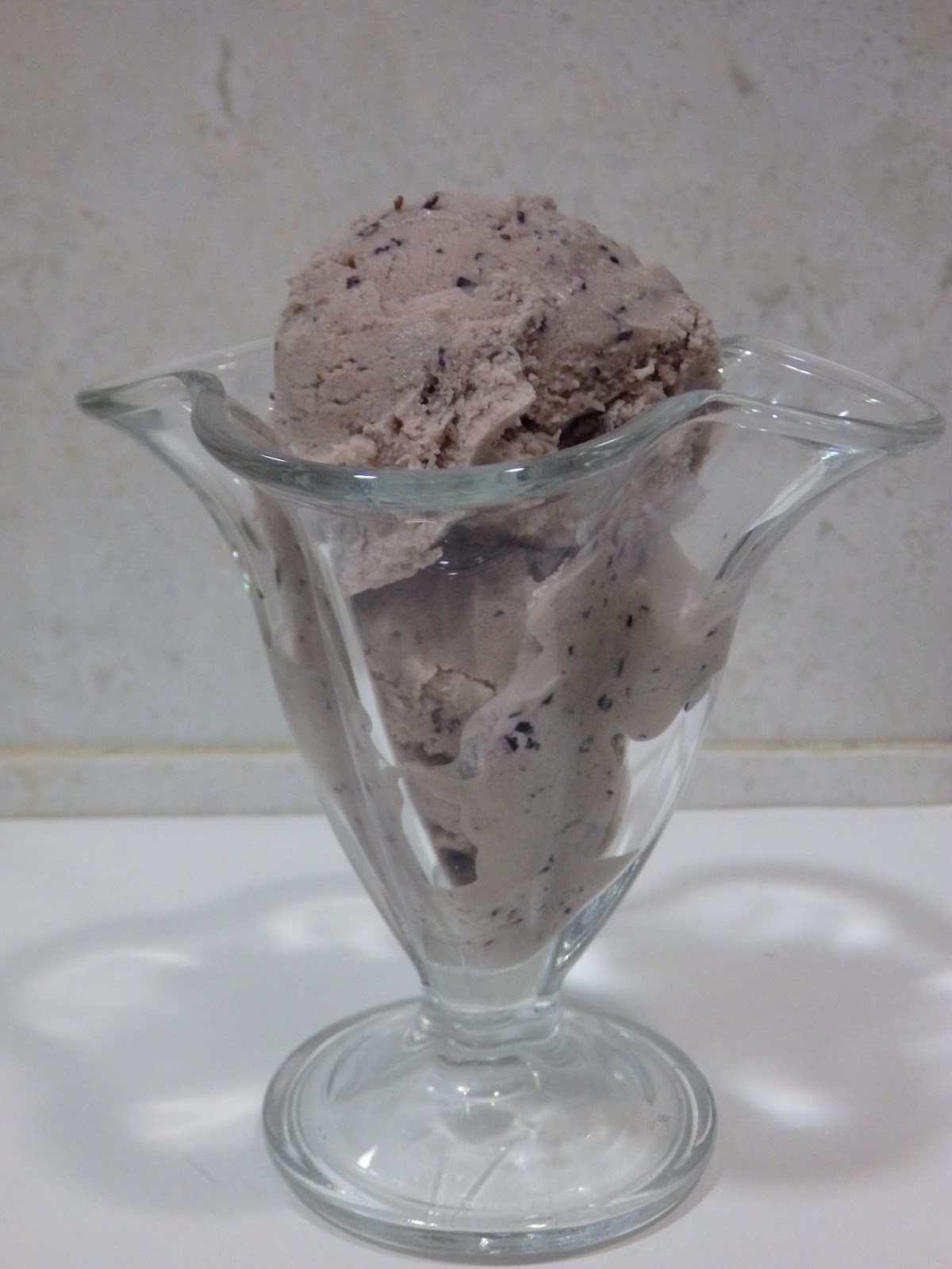 OSUKAA IS COOKING: HELADO DE ARÁNDANOS AZULES / BLUEBERRY ICECREAM