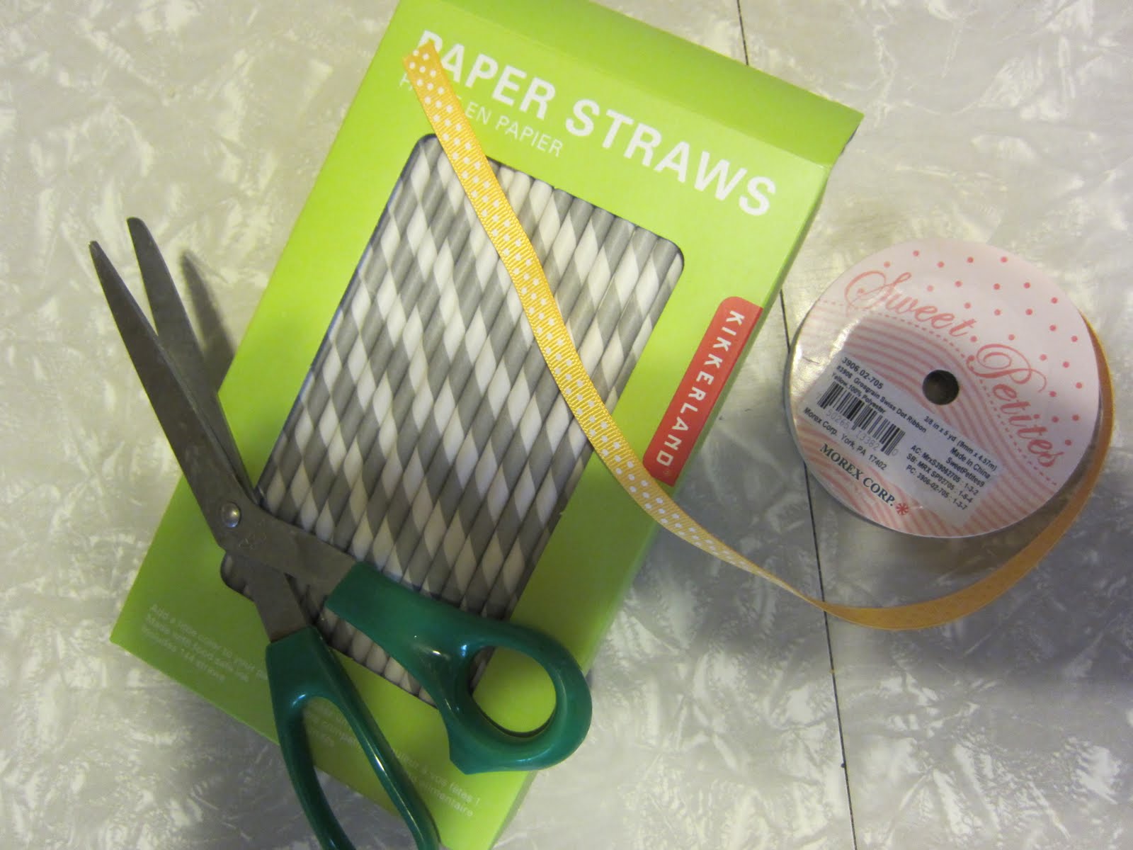 SweetLove: Shaken AND Stirred: A Striped-Paper-Straw Drink Stirrer Tutorial