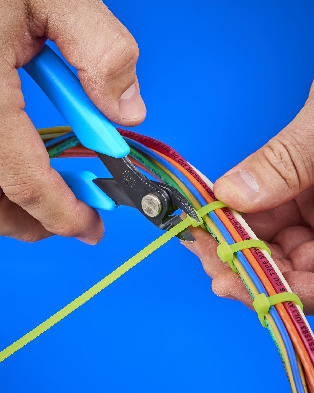 Telecom, Education and Technology : 5 Essential Tools that Every ...