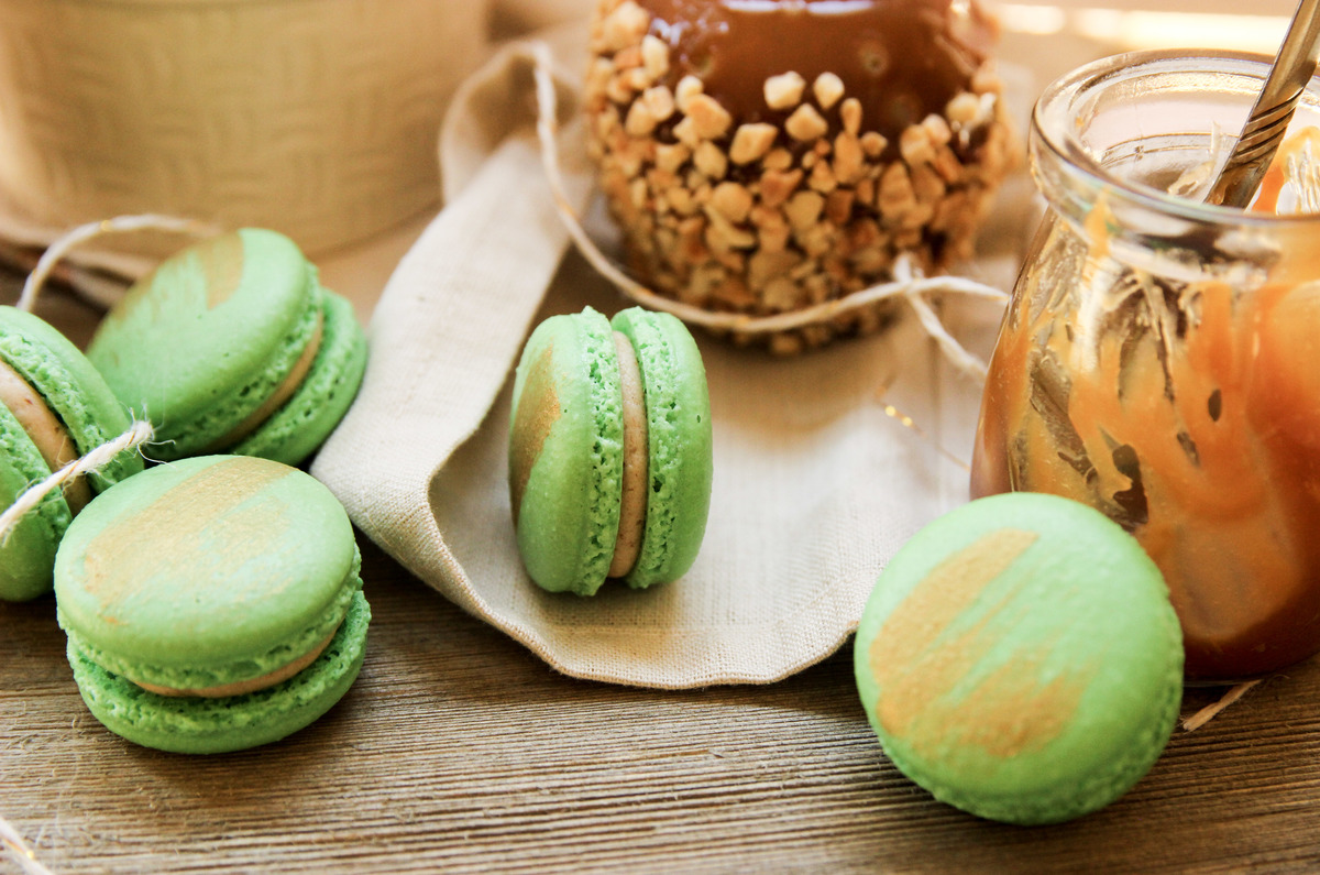 Salted Caramel Apple Macarons - Confessions of a Confectionista