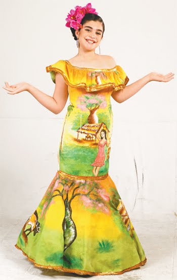 Este sábado coronan a Kamyla, la reina infantil | Carnaval de Santa ...