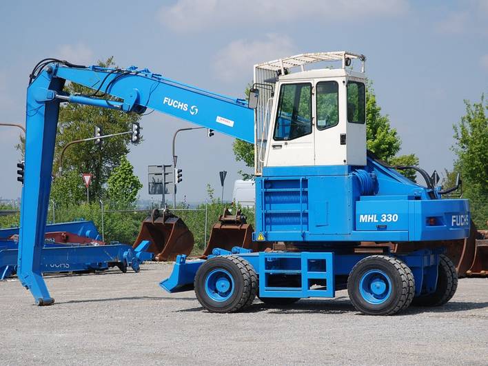 Excavatoare industriale manipulare materiale Fuchs MHL 330 49.000 Euro