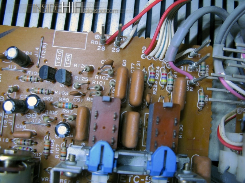 Inside Hi-Fi: Dual CV-1260