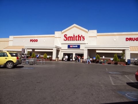 Walkabout With Wheels Blog: Smith's Supermarket in Pahrump, Nevada