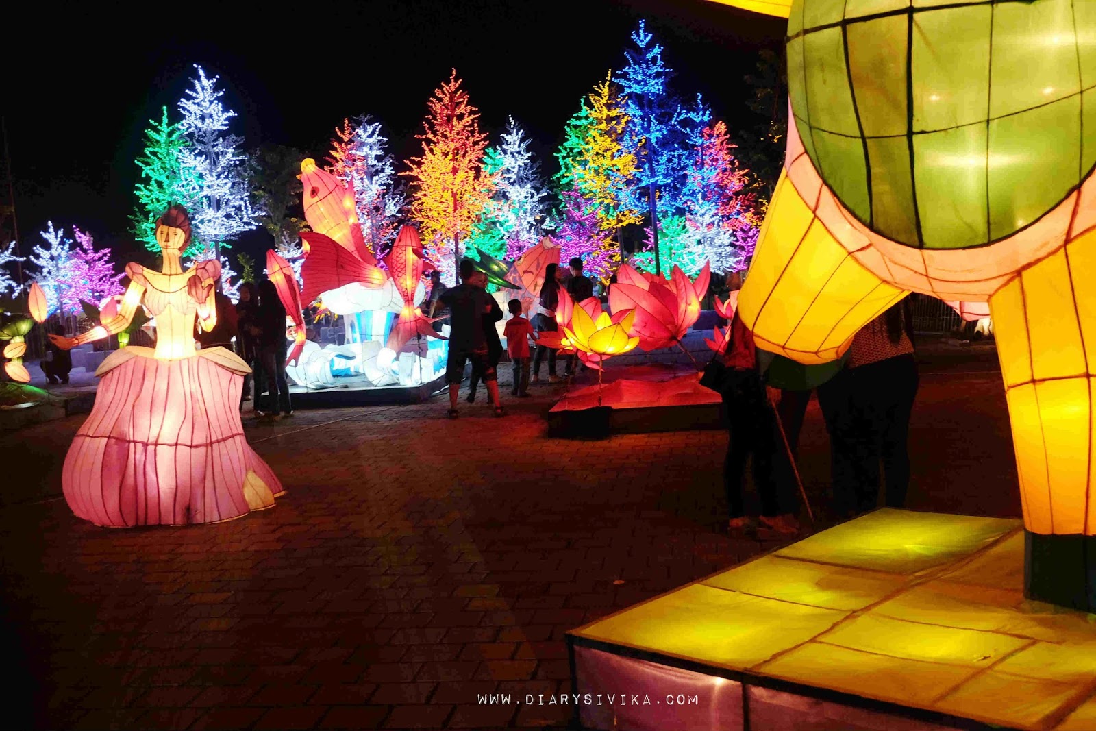 Food Junction, Tempat Nongkrong dan Kuliner di Surabaya - Food, Travel ...