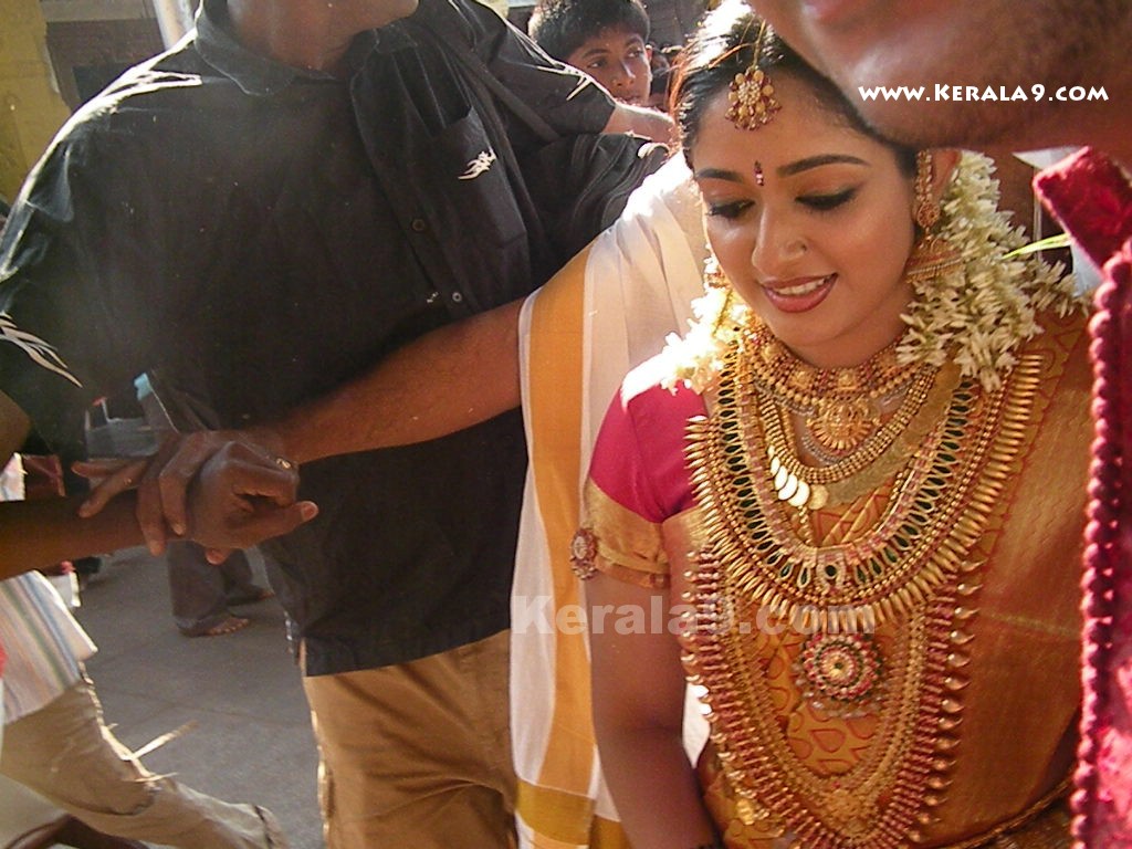 Kavya Madhavan marriage pictures | All Entry Wallpapers