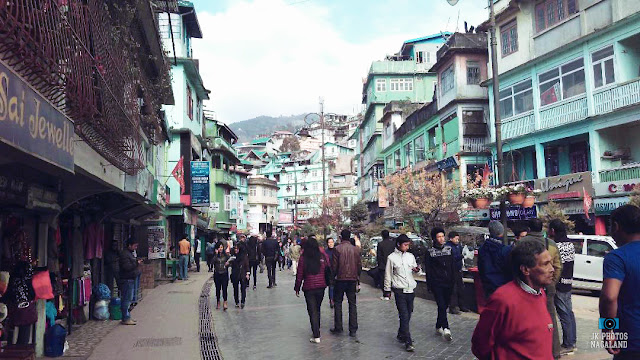 A nice place to hangout- sparkling clean MG Road (Marg) Gangtok (Places ...