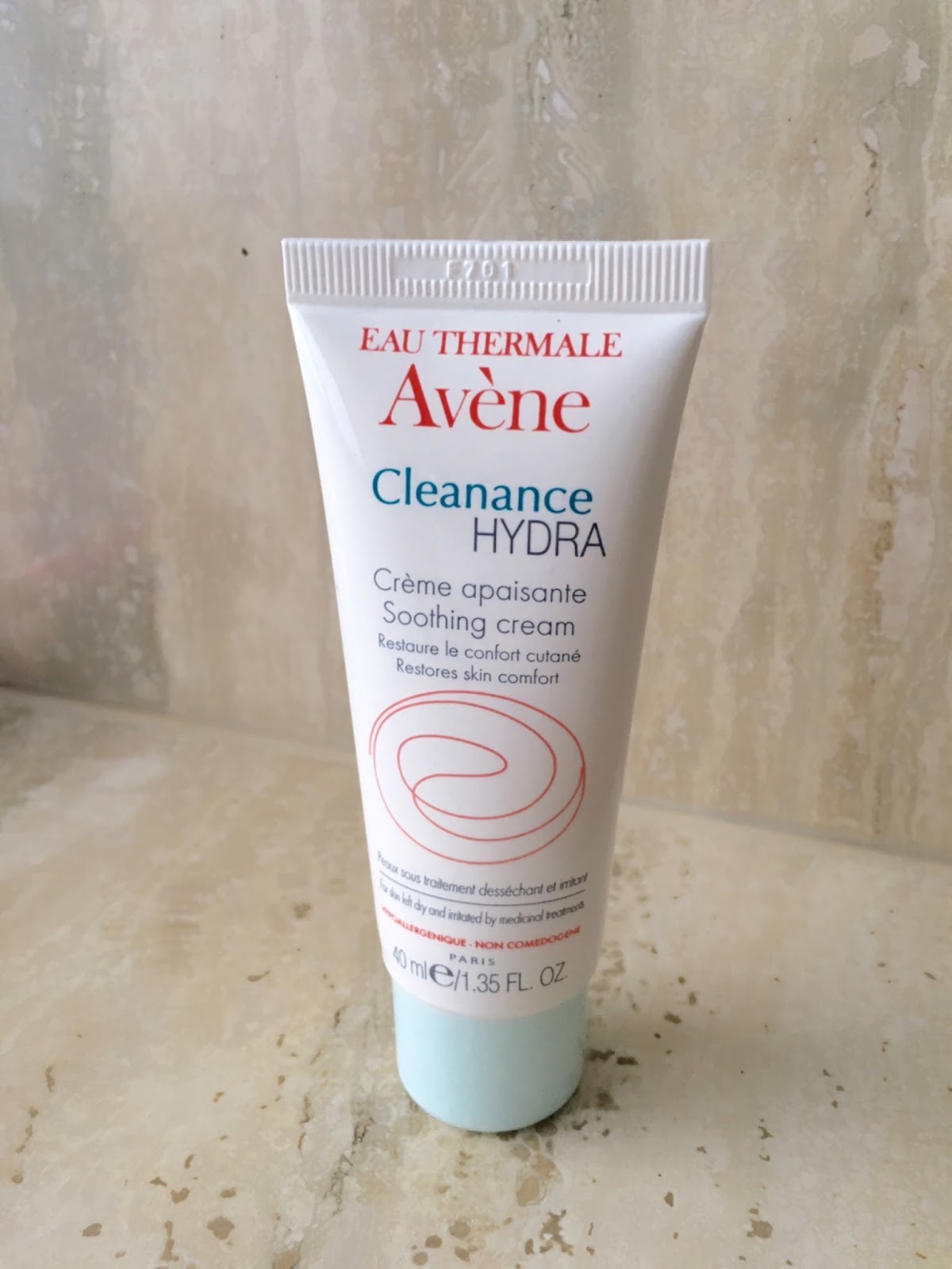 Sisters Who Love Beauty...: REVIEW: Avène Cleanance HYDRA Soothing Cream