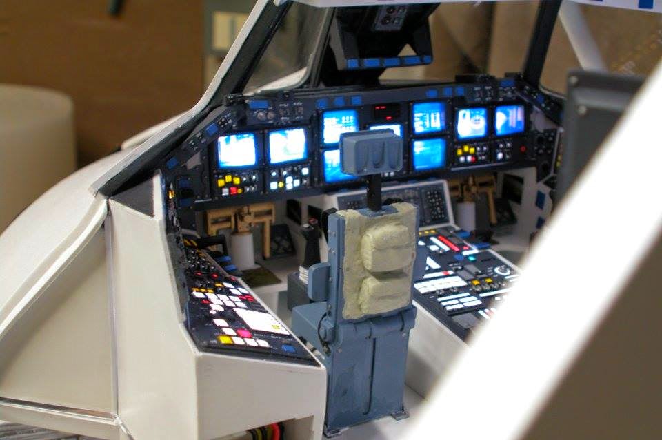 Bruce's Scale Modeling Domain: 1/12th scale space shuttle cockpit cutaway