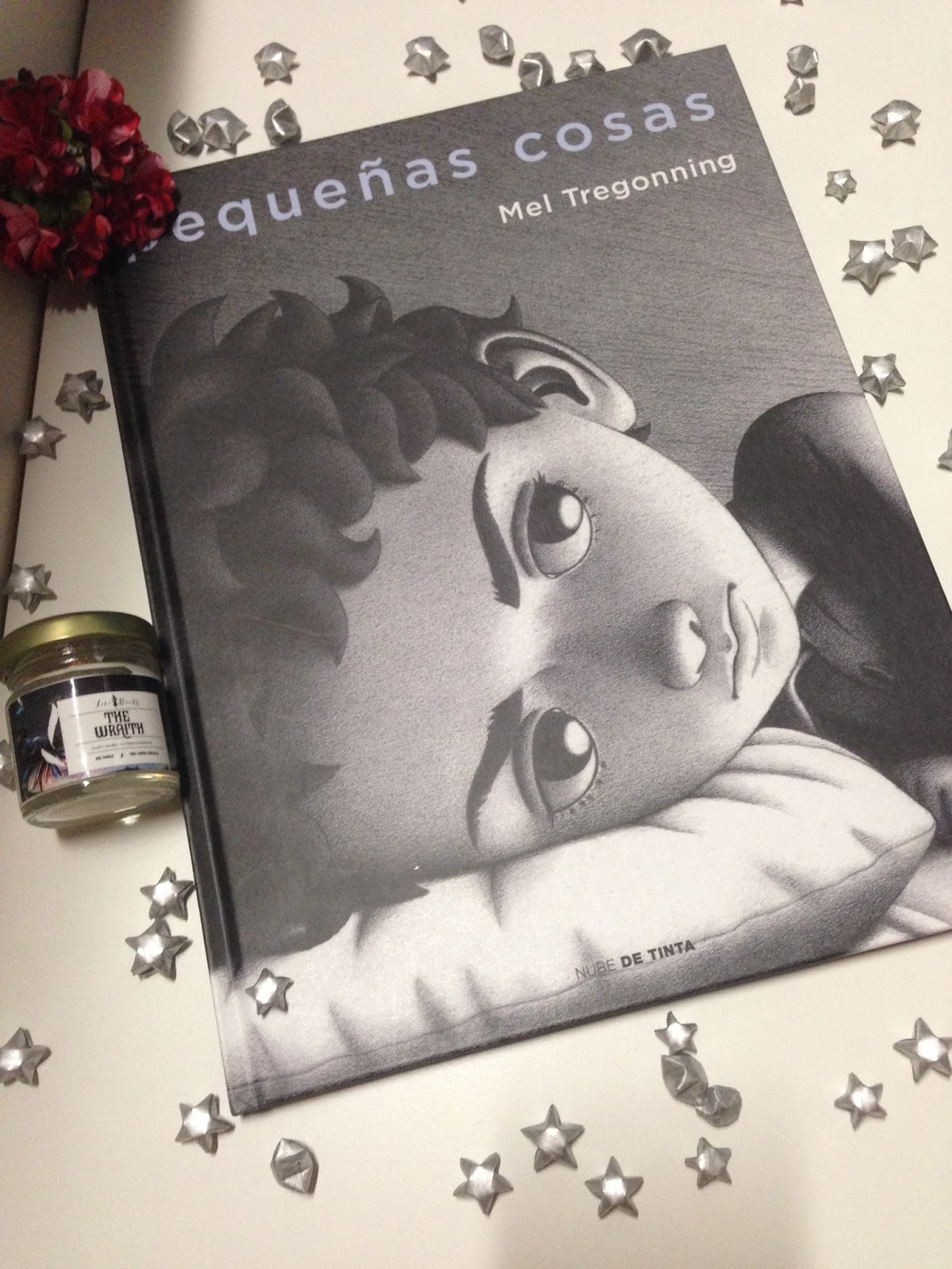 Las hojas del desván (blog literario): [Foto-reseña] Pequeñas cosas ...