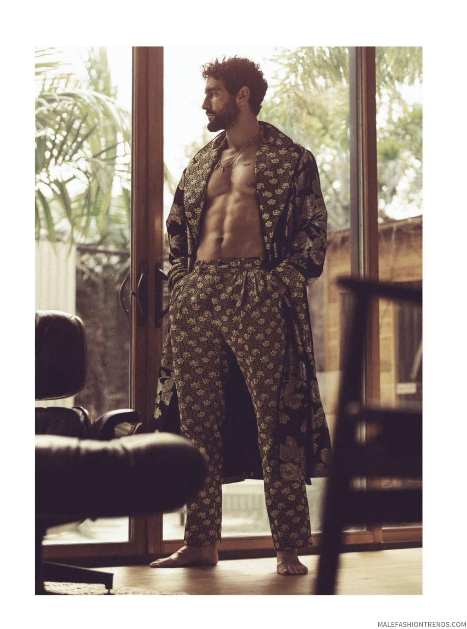 Noah Mills para GQ México en fotos de Richard Ramos