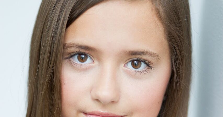 Model Act Studios- About US: Model Act Studios Elite Talent Headshots