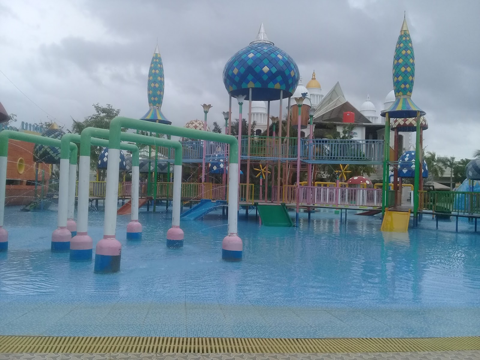 Ikon Wisata Jepara: Jepara Ourland Park - Alif Kiky's Blog