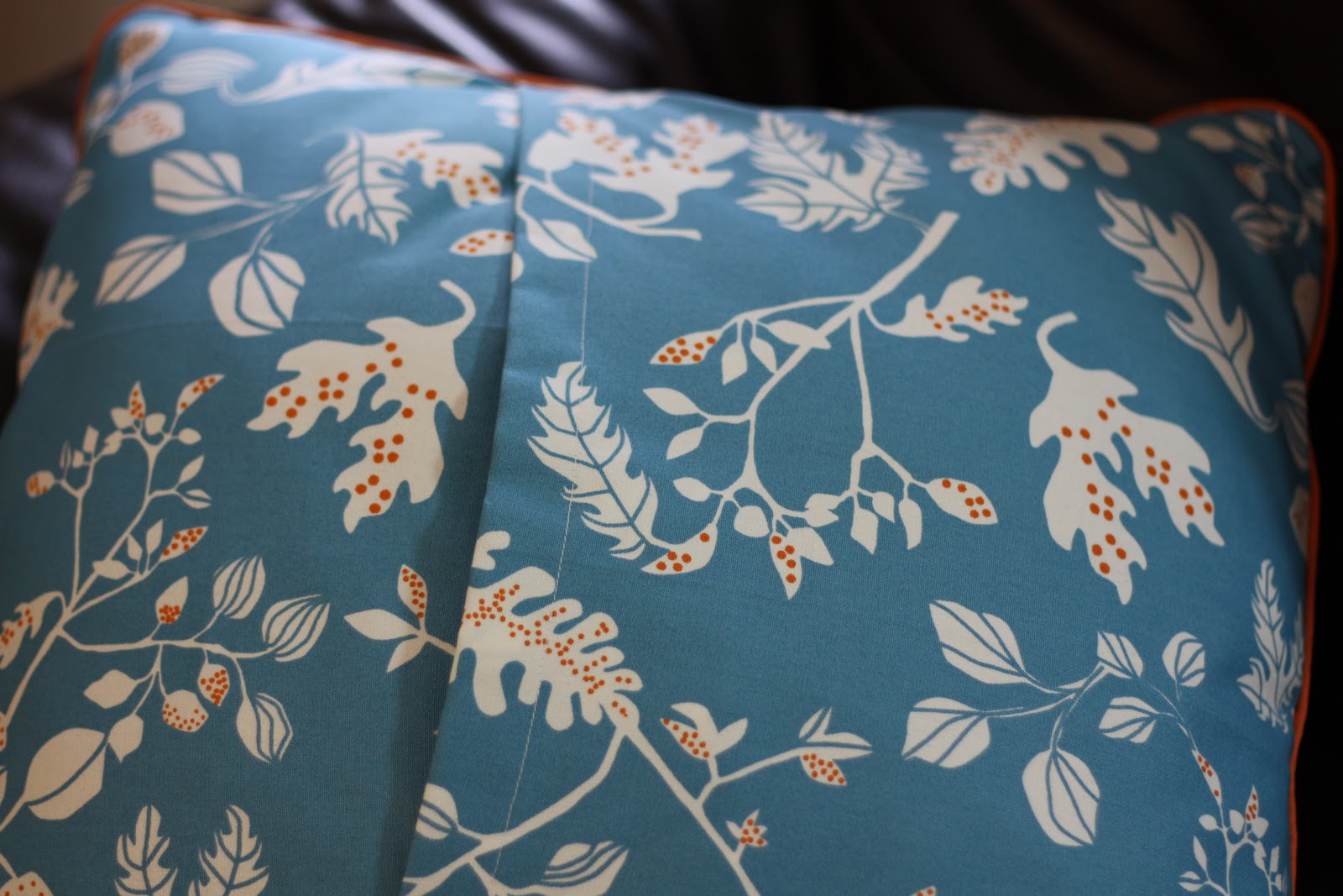 Throw Pillow Makeover. - Sew Much Ado