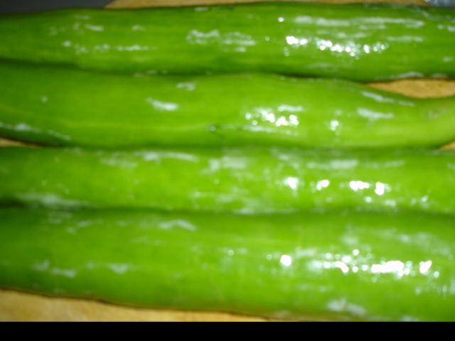 Yummilicious - The Food Blog: Padwal (snakegourd) stuffed with Mince