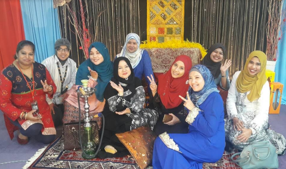 Bernamaians...: Tema 'Arabian' ceriakan majlis Aidilfitri InfoLibNews...