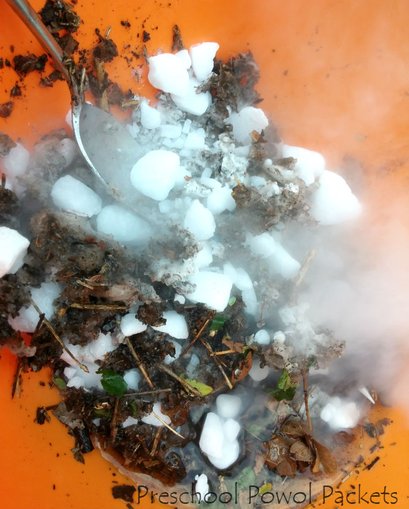 Comet Model - a Space Themed Dry Ice Science Experiment | Preschool ...