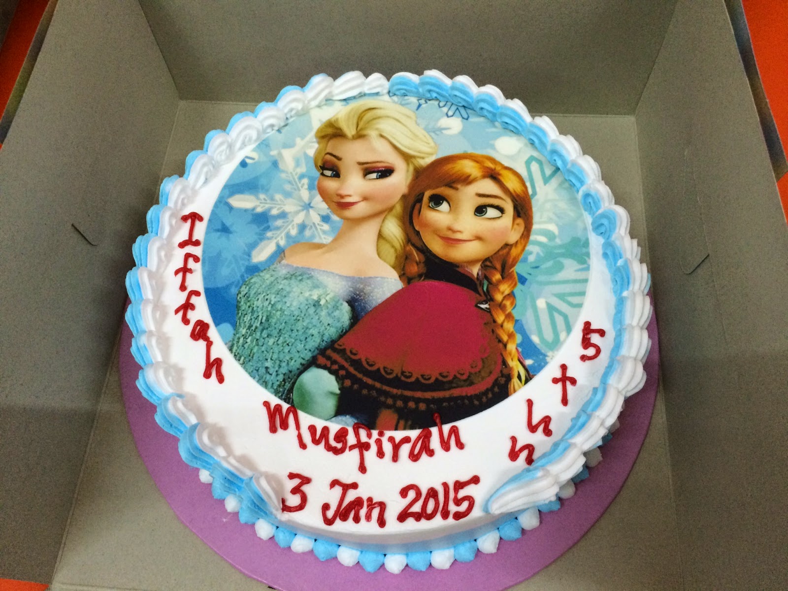 UNGGUL CAFE & BAKERY PALONG 4: FROZEN CAKE