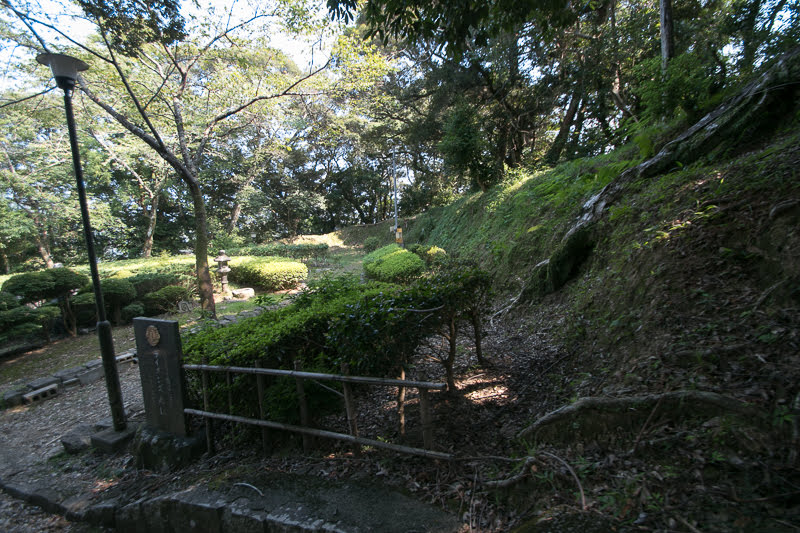 Nakamura Castle (Tosa) -History of island hero (5) Beat of benefactor ...