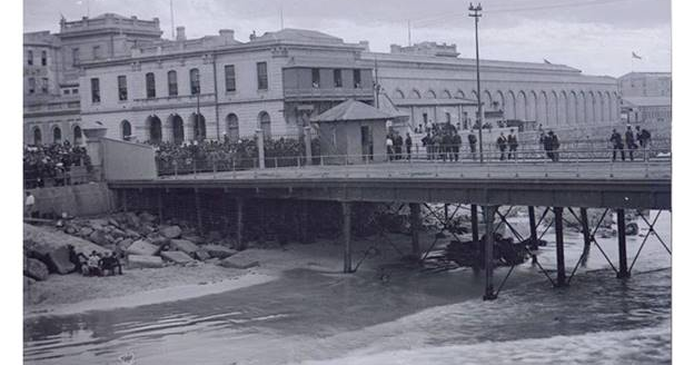 .: Baakens River Bridge Algoa Bay Port Elizabeth