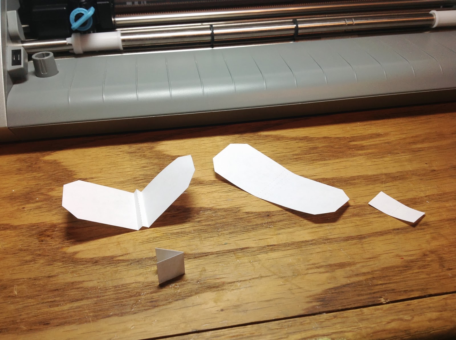 Papercrafts and other fun things: August 2013